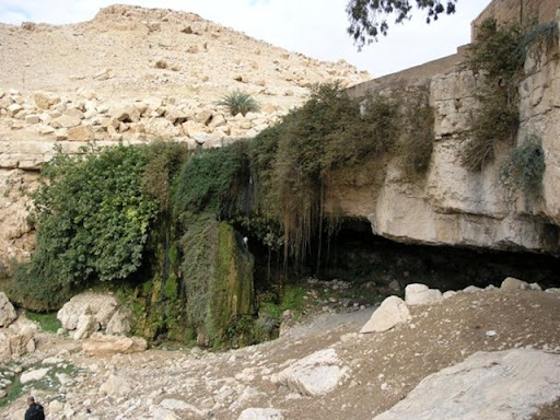 Kuwait to Beirut on a BMW R1150GS: Moses Spring